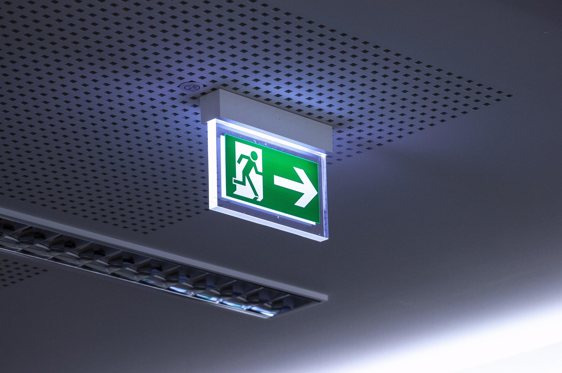 Emergency Lighting – THE LIGHTING WAREHOUSE Ltd